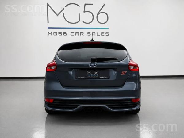 Pelēks Ford Focus 2017 Rīga, ar dzinēja tilpumu 2.00 L un nobraukumu 188 tūkst. km par 12900 €, foto 7 vietnē AUTOMOTO.COM.LV