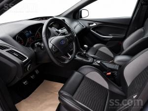 Pelēks Ford Focus 2017 Rīga, ar dzinēja tilpumu 2.00 L un nobraukumu 188 tūkst. km par 12900 €, foto 9 vietnē AUTOMOTO.COM.LV