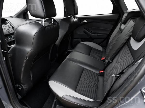 Pelēks Ford Focus 2017 Rīga, ar dzinēja tilpumu 2.00 L un nobraukumu 188 tūkst. km par 12900 €, foto 10 vietnē AUTOMOTO.COM.LV