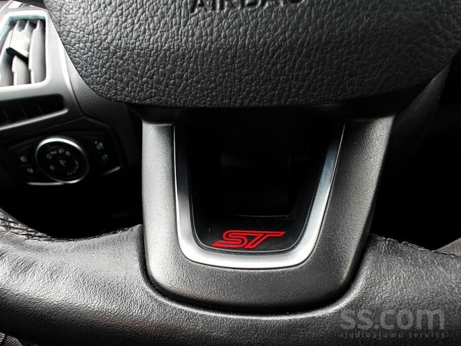 Pelēks Ford Focus 2017 Rīga, ar dzinēja tilpumu 2.00 L un nobraukumu 188 tūkst. km par 12900 €, foto 22 vietnē AUTOMOTO.COM.LV