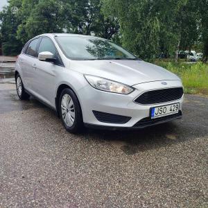 Pelēks Ford Focus 2017 Alīta, ar dzinēja tilpumu 1.00 L un nobraukumu 146 tūkst. km par 4950 €, foto 4 vietnē AUTOMOTO.COM.LV