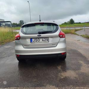 Pelēks Ford Focus 2017 Alīta, ar dzinēja tilpumu 1.00 L un nobraukumu 146 tūkst. km par 4950 €, foto 7 vietnē AUTOMOTO.COM.LV