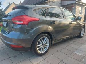 Pelēks Ford Focus 2017 Viļņa, ar dzinēja tilpumu 2.00 L un nobraukumu 90 tūkst. km par 5500 €, foto 8 vietnē AUTOMOTO.COM.LV