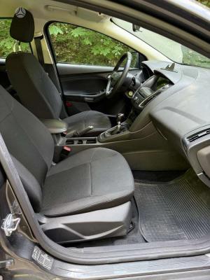 Pelēks Ford Focus 2017 Viļņa, ar dzinēja tilpumu 1.00 L un nobraukumu 92 tūkst. km par 6300 €, foto 12 vietnē AUTOMOTO.COM.LV