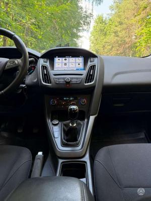 Pelēks Ford Focus 2017 Viļņa, ar dzinēja tilpumu 1.00 L un nobraukumu 92 tūkst. km par 6300 €, foto 16 vietnē AUTOMOTO.COM.LV