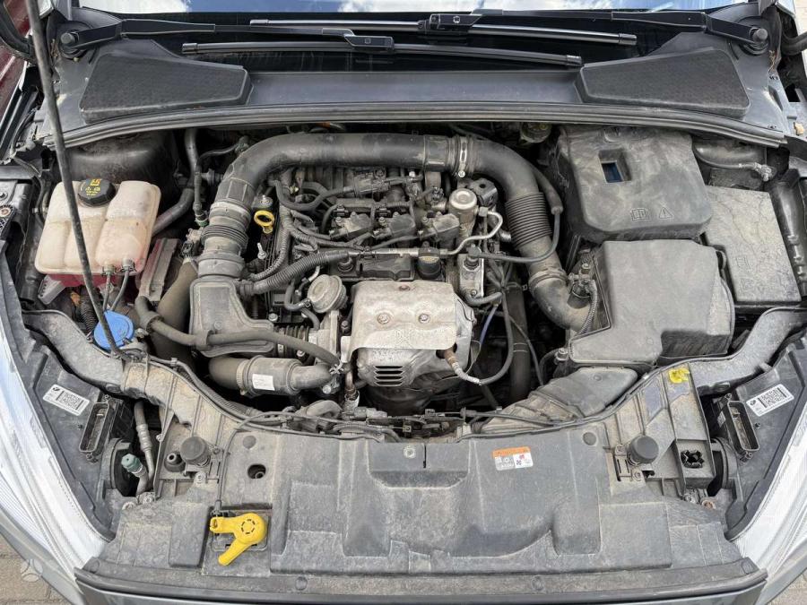 Pelēks Ford Focus 2017 Viļņa, ar dzinēja tilpumu 1.00 L un nobraukumu 92 tūkst. km par 6300 €, foto 29 vietnē AUTOMOTO.COM.LV