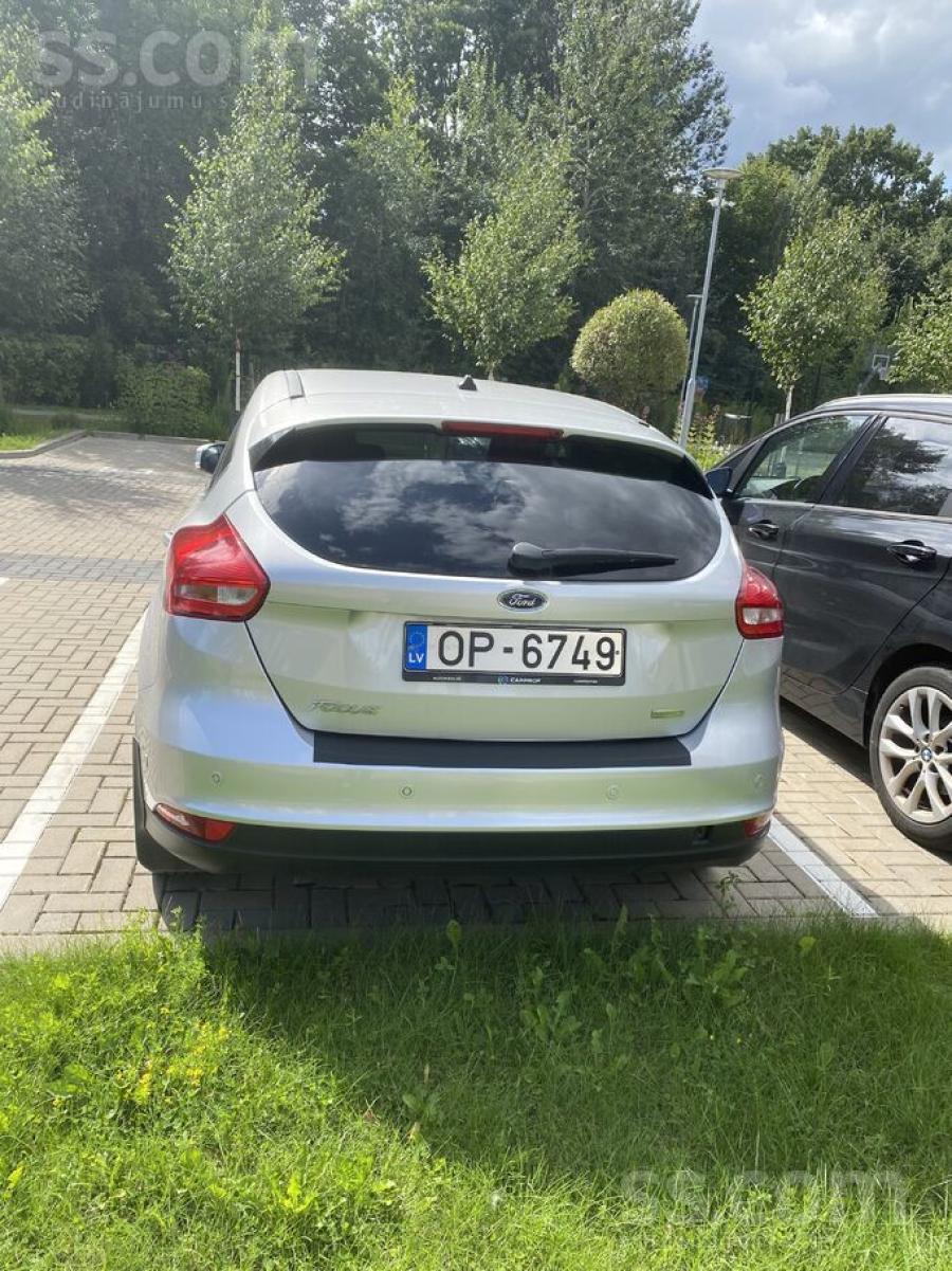 Pelēks Ford Focus 2017 Rīga, ar dzinēja tilpumu 1.00 L un nobraukumu 88 tūkst. km par 7900 €, foto 6 vietnē AUTOMOTO.COM.LV
