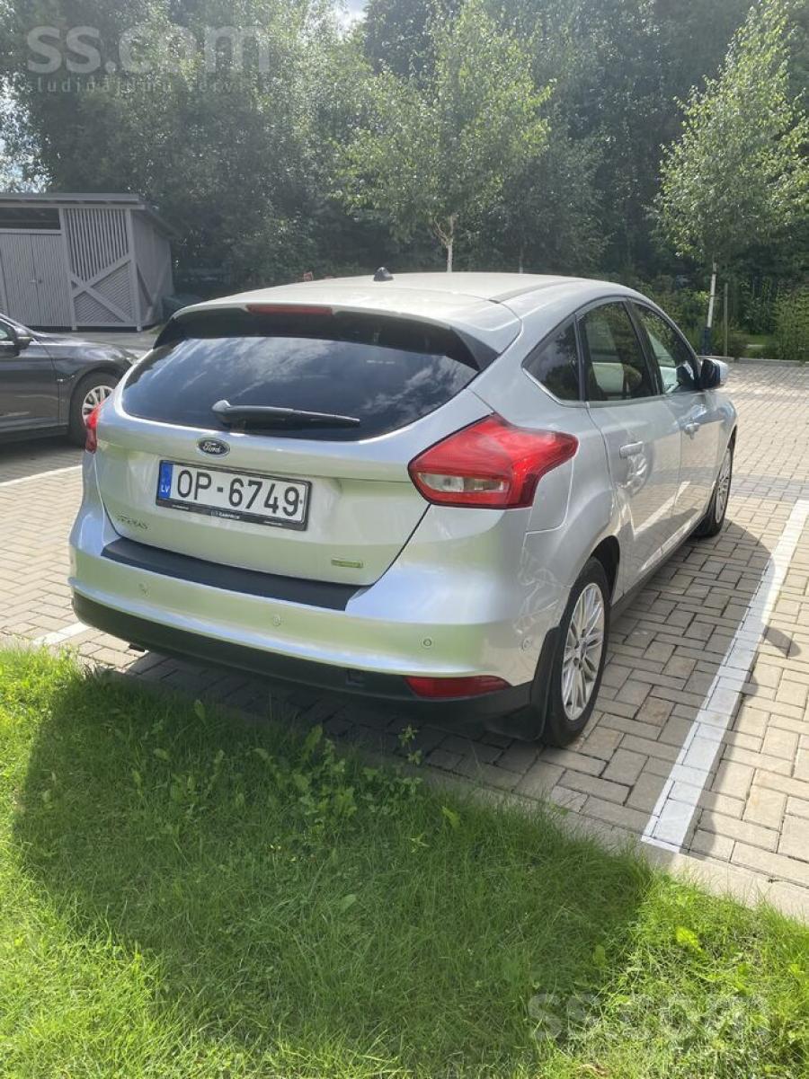 Pelēks Ford Focus 2017 Rīga, ar dzinēja tilpumu 1.00 L un nobraukumu 88 tūkst. km par 7900 €, foto 7 vietnē AUTOMOTO.COM.LV