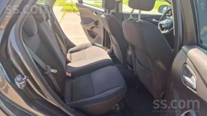 Pelēks Ford Focus 2017 Rīga, ar dzinēja tilpumu 1.00 L un nobraukumu 196 tūkst. km par 5200 €, foto 7 vietnē AUTOMOTO.COM.LV