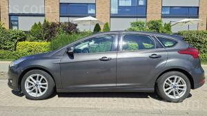 Pelēks Ford Focus 2017 Rīga, ar dzinēja tilpumu 1.00 L un nobraukumu 196 tūkst. km par 5200 €, foto 8 vietnē AUTOMOTO.COM.LV