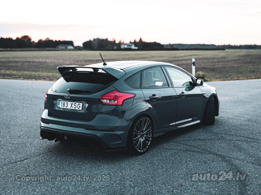 Grey Ford Focus 2017 in Tartu, with an engine capacity of 2.30 L and mileage of 102 thousand km for 21999 €, photo 5 on AUTOMOTO.COM.LV