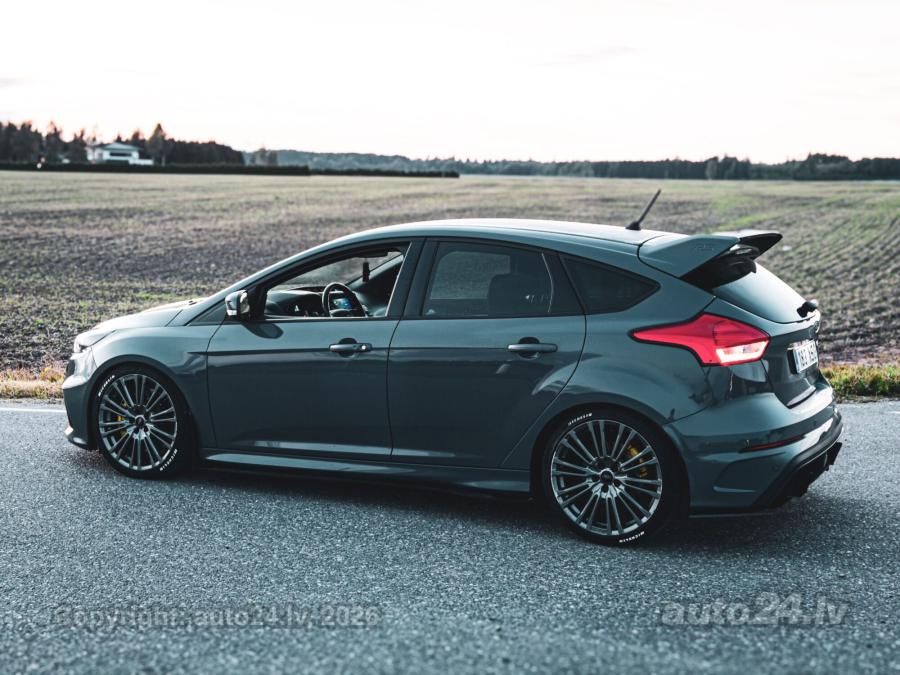 Grey Ford Focus 2017 in Tartu, with an engine capacity of 2.30 L and mileage of 102 thousand km for 21999 €, photo 9 on AUTOMOTO.COM.LV