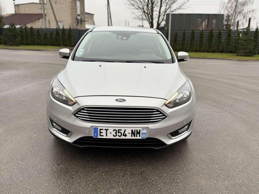 Grey Ford Focus 2018 in Taurage, with an engine capacity of 1.00 L and mileage of 110 thousand km for 5500 €, photo 3 on AUTOMOTO.COM.LV