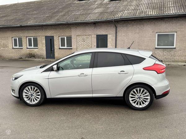 Grey Ford Focus 2018 in Taurage, with an engine capacity of 1.00 L and mileage of 110 thousand km for 5500 €, photo 5 on AUTOMOTO.COM.LV