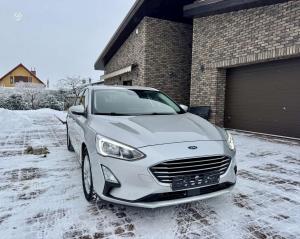 Grey Ford Focus 2018 in Alytus, with an engine capacity of 1.00 L and mileage of 165 thousand km for 7000 €, photo  on AUTOMOTO.COM.LV