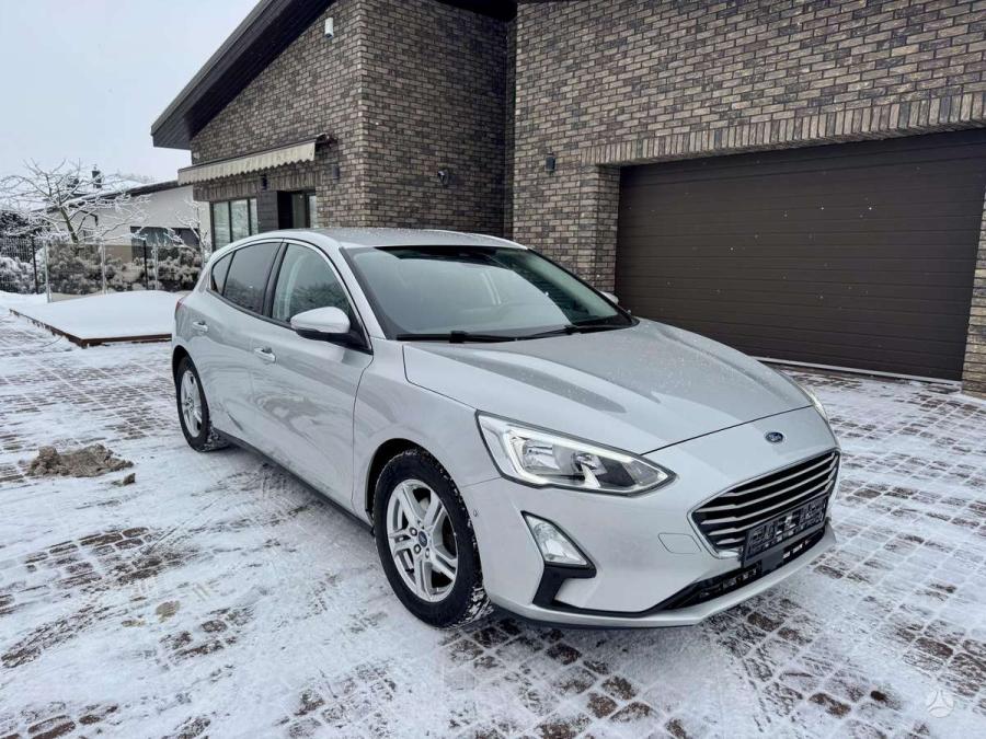 Grey Ford Focus 2018 in Alytus, with an engine capacity of 1.00 L and mileage of 165 thousand km for 7000 €, photo 12 on AUTOMOTO.COM.LV