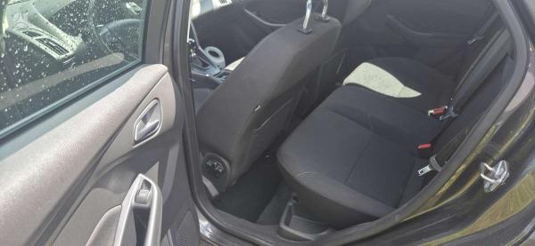 Grey Ford Focus 2018 in Kaunas, with an engine capacity of 1.00 L and mileage of 183 thousand km for 3100 €, photo 8 on AUTOMOTO.COM.LV