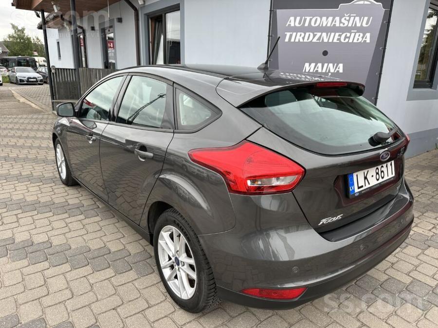 Pelēks Ford Focus 2018 Talsi, ar dzinēja tilpumu 1.00 L un nobraukumu 127 tūkst. km par 5700 €, foto 23 vietnē AUTOMOTO.COM.LV
