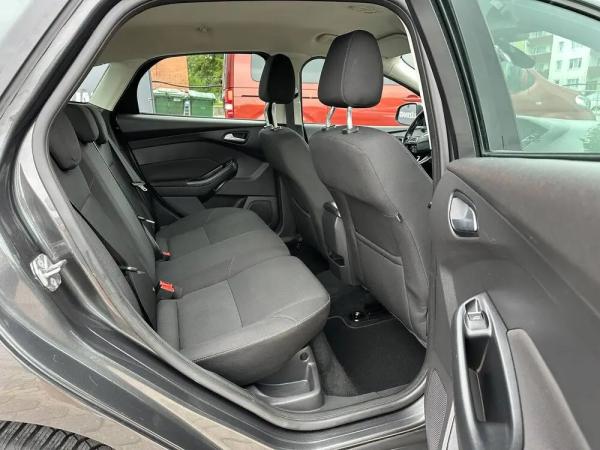 Pelēks Ford Focus 2018 Talsi, ar dzinēja tilpumu 1.00 L un nobraukumu 127 tūkst. km par 5700 €, foto 7 vietnē AUTOMOTO.COM.LV