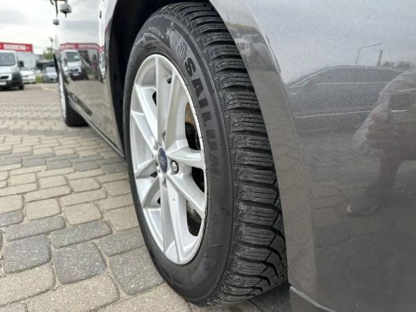 Pelēks Ford Focus 2018 Talsi, ar dzinēja tilpumu 1.00 L un nobraukumu 127 tūkst. km par 5700 €, foto 10 vietnē AUTOMOTO.COM.LV