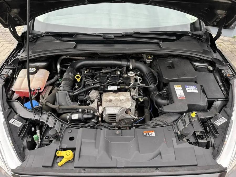 Grey Ford Focus 2018 in Talsi, with an engine capacity of 1.00 L and mileage of 127 thousand km for 5700 €, photo 12 on AUTOMOTO.COM.LV