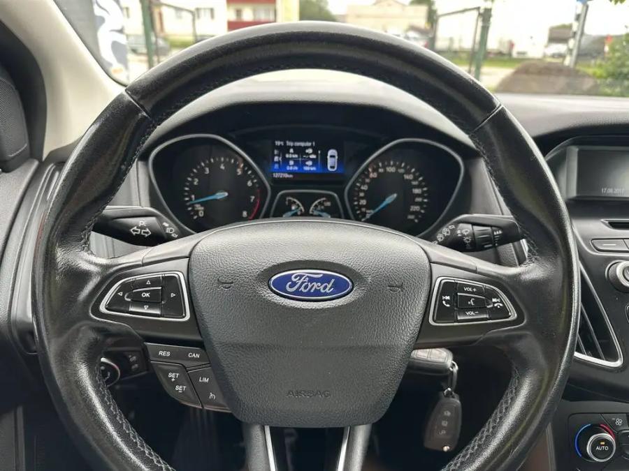 Grey Ford Focus 2018 in Talsi, with an engine capacity of 1.00 L and mileage of 127 thousand km for 5700 €, photo 15 on AUTOMOTO.COM.LV