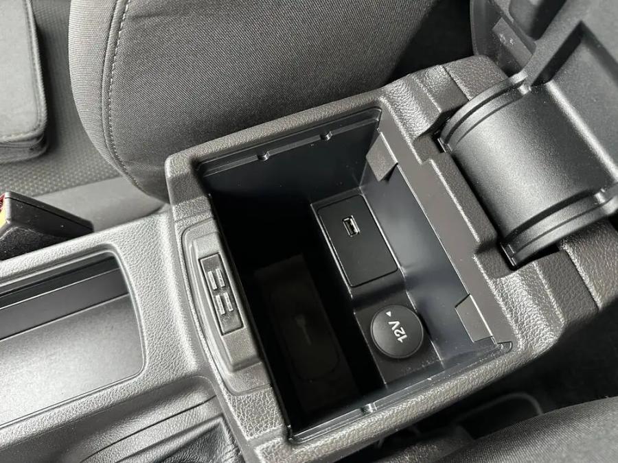 Grey Ford Focus 2018 in Talsi, with an engine capacity of 1.00 L and mileage of 127 thousand km for 5700 €, photo 18 on AUTOMOTO.COM.LV