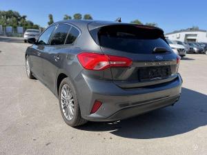 Grey Ford Focus 2018 in Siauliai, with an engine capacity of 1.00 L and mileage of 150 thousand km for 6950 €, photo 7 on AUTOMOTO.COM.LV