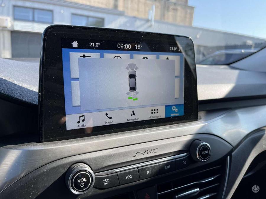 Grey Ford Focus 2018 in Siauliai, with an engine capacity of 1.00 L and mileage of 150 thousand km for 6950 €, photo 19 on AUTOMOTO.COM.LV