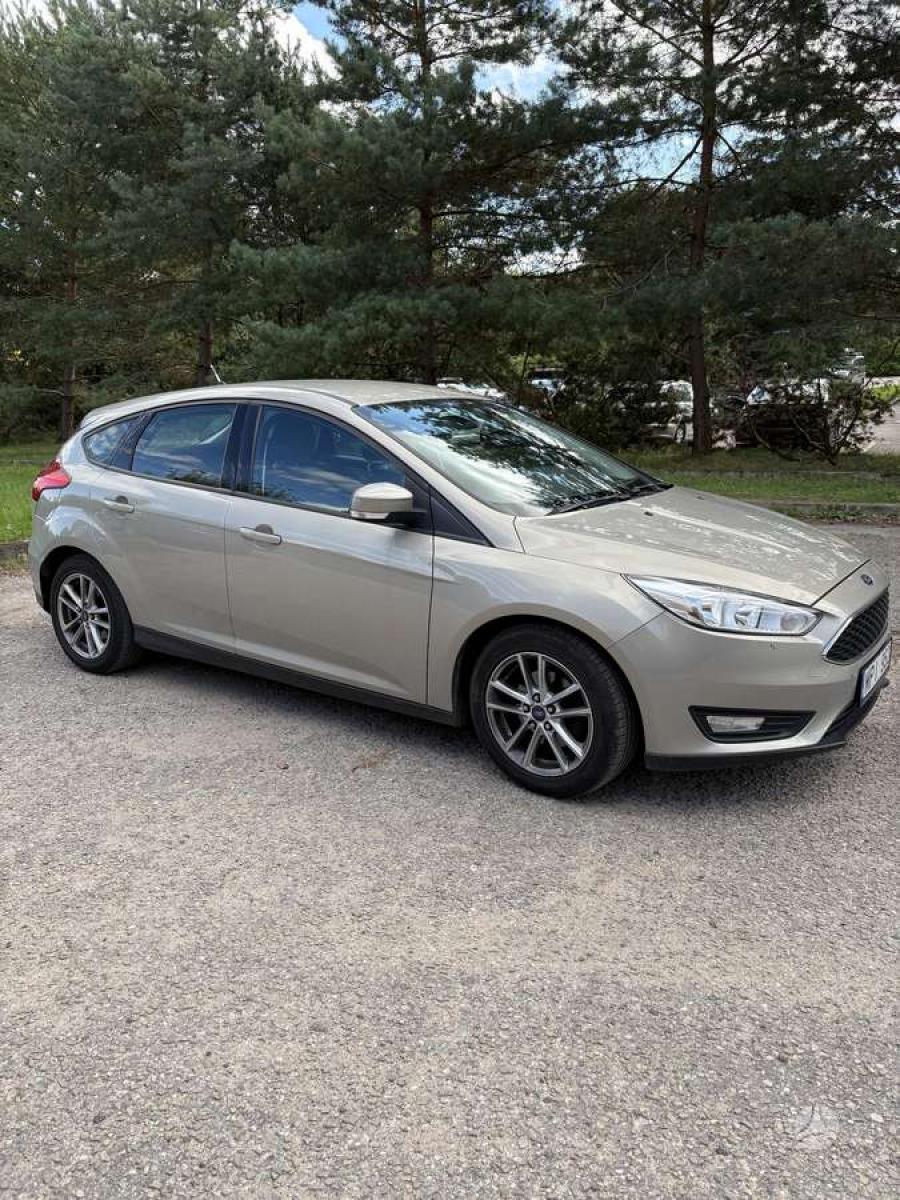 Pelēks Ford Focus 2018 Viļņa, ar dzinēja tilpumu 1.50 L un nobraukumu 213 tūkst. km par 6300 €, foto 1 vietnē AUTOMOTO.COM.LV