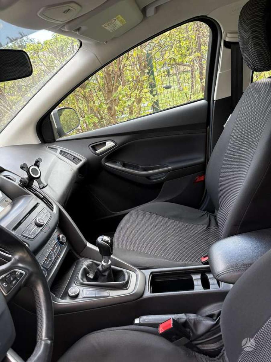 Pelēks Ford Focus 2018 Viļņa, ar dzinēja tilpumu 1.50 L un nobraukumu 213 tūkst. km par 6300 €, foto 8 vietnē AUTOMOTO.COM.LV