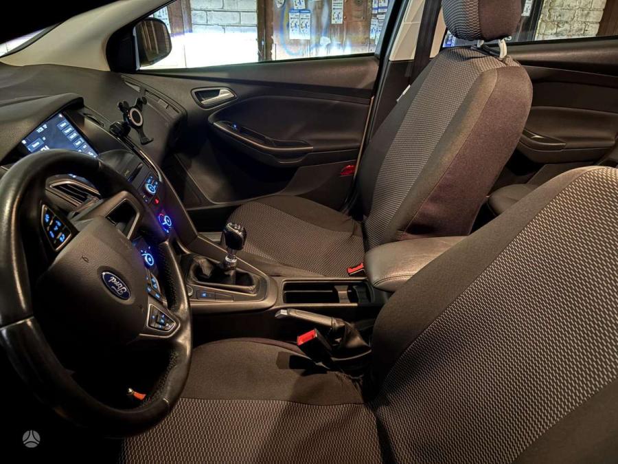 Pelēks Ford Focus 2018 Viļņa, ar dzinēja tilpumu 1.50 L un nobraukumu 213 tūkst. km par 6300 €, foto 9 vietnē AUTOMOTO.COM.LV