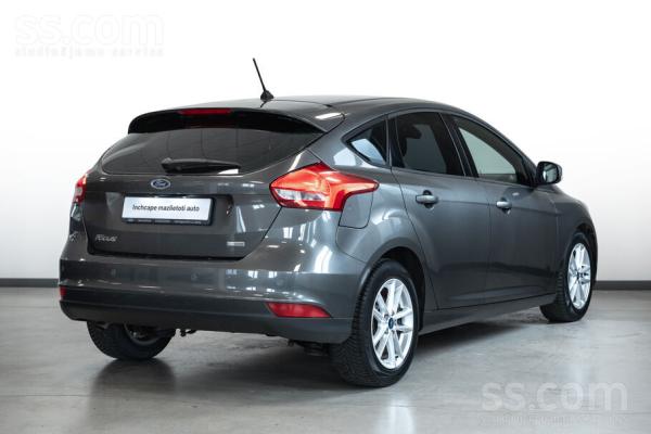 Pelēks Ford Focus 2018 Rīga, ar dzinēja tilpumu 1.00 L un nobraukumu 90 tūkst. km par 5990 €, foto 5 vietnē AUTOMOTO.COM.LV