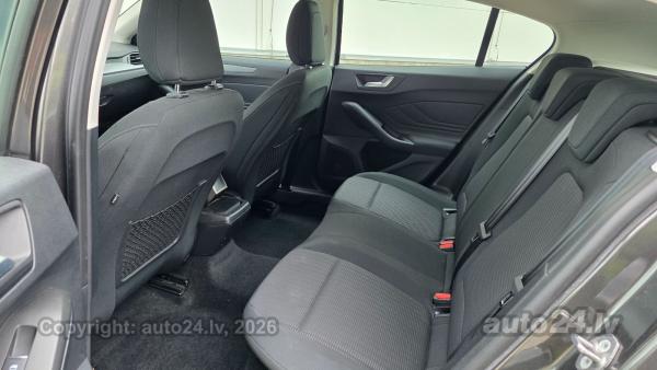Grey Ford Focus 2018 in Tallinn, with an engine capacity of 1.00 L and mileage of 63 thousand km for 8400 €, photo 8 on AUTOMOTO.COM.LV