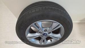 Pelēks Ford Focus 2018 Tallina, ar dzinēja tilpumu 1.00 L un nobraukumu 63 tūkst. km par 8400 €, foto 15 vietnē AUTOMOTO.COM.LV