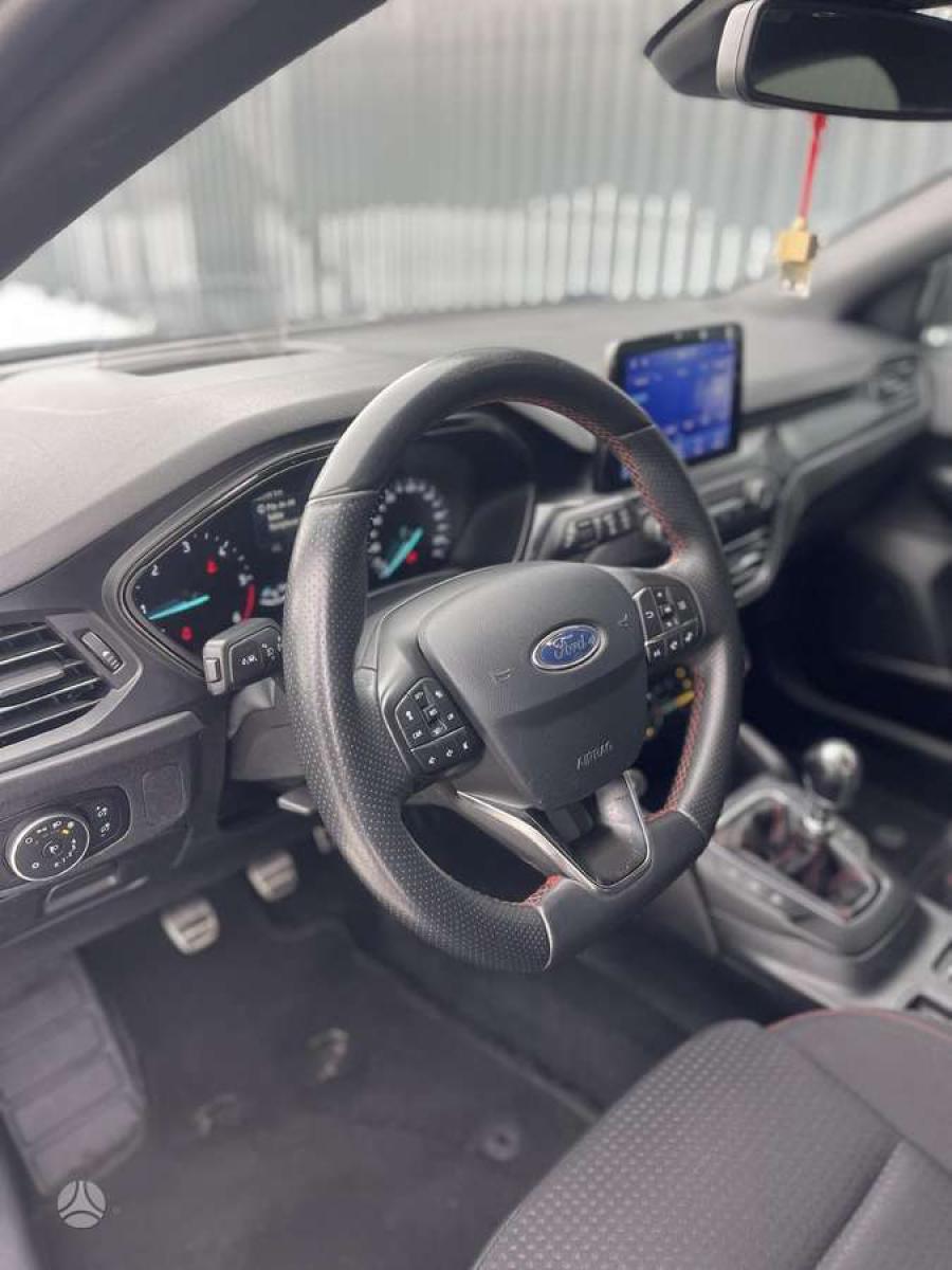 Pelēks Ford Focus 2019 Tauragė, ar dzinēja tilpumu 1.50 L un nobraukumu 152 tūkst. km par 7900 €, foto 11 vietnē AUTOMOTO.COM.LV
