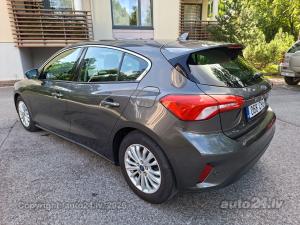 Pelēks Ford Focus 2019 Tallina, ar dzinēja tilpumu 1.50 L un nobraukumu 130 tūkst. km par 9700 €, foto 8 vietnē AUTOMOTO.COM.LV