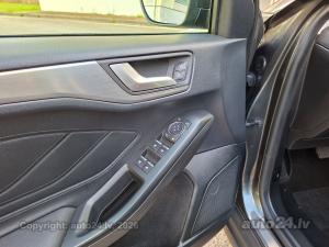 Pelēks Ford Focus 2019 Tallina, ar dzinēja tilpumu 1.50 L un nobraukumu 130 tūkst. km par 9700 €, foto 15 vietnē AUTOMOTO.COM.LV