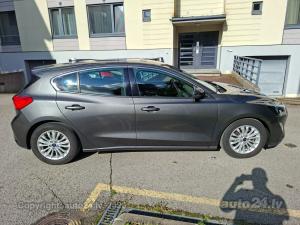 Pelēks Ford Focus 2019 Tallina, ar dzinēja tilpumu 1.50 L un nobraukumu 130 tūkst. km par 9700 €, foto 23 vietnē AUTOMOTO.COM.LV