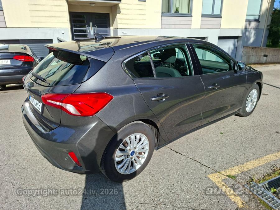 Pelēks Ford Focus 2019 Tallina, ar dzinēja tilpumu 1.50 L un nobraukumu 130 tūkst. km par 9700 €, foto 25 vietnē AUTOMOTO.COM.LV