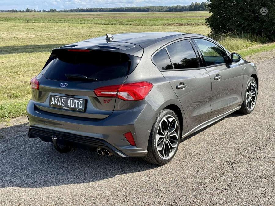 Pelēks Ford Focus 2019 Vilkaviškis, ar dzinēja tilpumu 2.00 L un nobraukumu 187 tūkst. km par 10700 €, foto 4 vietnē AUTOMOTO.COM.LV