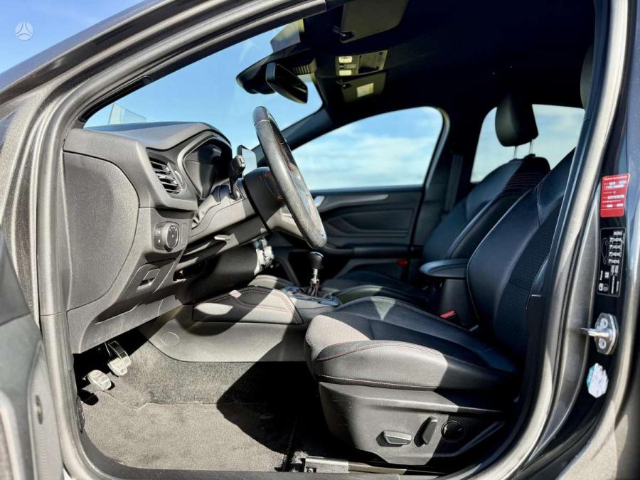 Pelēks Ford Focus 2019 Vilkaviškis, ar dzinēja tilpumu 2.00 L un nobraukumu 187 tūkst. km par 10700 €, foto 10 vietnē AUTOMOTO.COM.LV