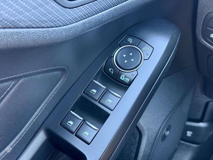 Pelēks Ford Focus 2019 Vilkaviškis, ar dzinēja tilpumu 2.00 L un nobraukumu 187 tūkst. km par 10700 €, foto 20 vietnē AUTOMOTO.COM.LV