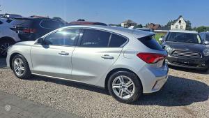 Grey Ford Focus 2020 in Kaunas, with an engine capacity of 1.00 L and mileage of 99 thousand km for 7700 €, photo 9 on AUTOMOTO.COM.LV