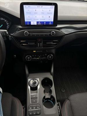 Pelēks Ford Focus 2020 Viļņa, ar dzinēja tilpumu 1.00 L un nobraukumu 122 tūkst. km par 12500 €, foto 15 vietnē AUTOMOTO.COM.LV