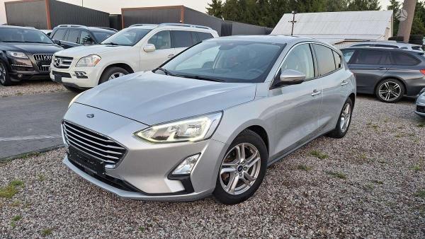 Pelēks Ford Focus 2020 Kauņa, ar dzinēja tilpumu 1.00 L un nobraukumu 99 tūkst. km par 7600 €, foto 1 vietnē AUTOMOTO.COM.LV