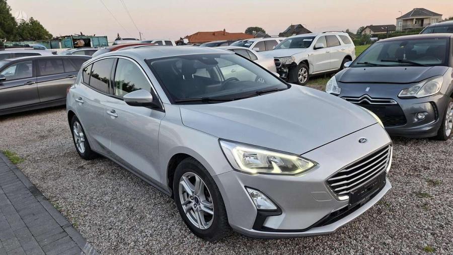 Grey Ford Focus 2020 in Kaunas, with an engine capacity of 1.00 L and mileage of 99 thousand km for 7600 €, photo 5 on AUTOMOTO.COM.LV