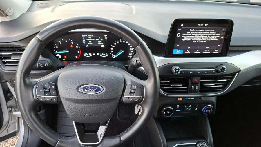 Grey Ford Focus 2020 in Kaunas, with an engine capacity of 1.00 L and mileage of 99 thousand km for 7600 €, photo 16 on AUTOMOTO.COM.LV