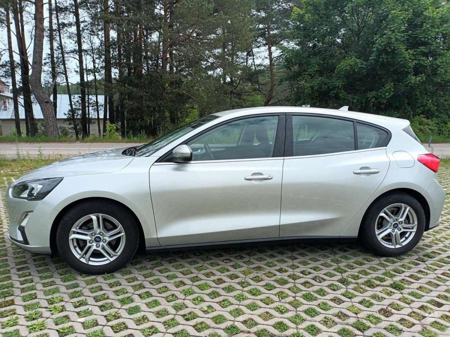 Pelēks Ford Focus 2021 Viļņa, ar dzinēja tilpumu 1.50 L un nobraukumu 80 tūkst. km par 11800 €, foto 4 vietnē AUTOMOTO.COM.LV