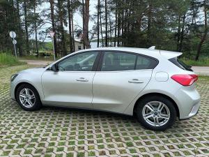 Pelēks Ford Focus 2021 Viļņa, ar dzinēja tilpumu 1.50 L un nobraukumu 80 tūkst. km par 11800 €, foto 5 vietnē AUTOMOTO.COM.LV